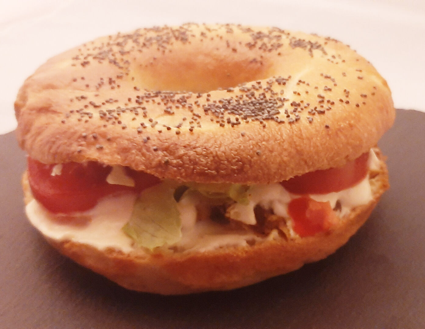 Bagel poulet curry. Une recette de petits pains ronds garnis moelleux