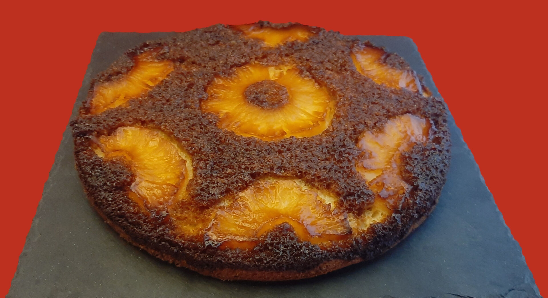 Gâteau ananas antillais. Une recette de dessert renversé au caramel.