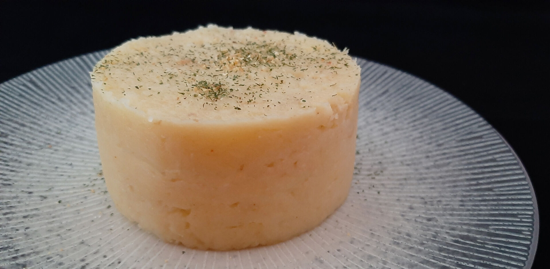 Purée de céleri-rave et pommes de terre. Recette à l'autocuiseur