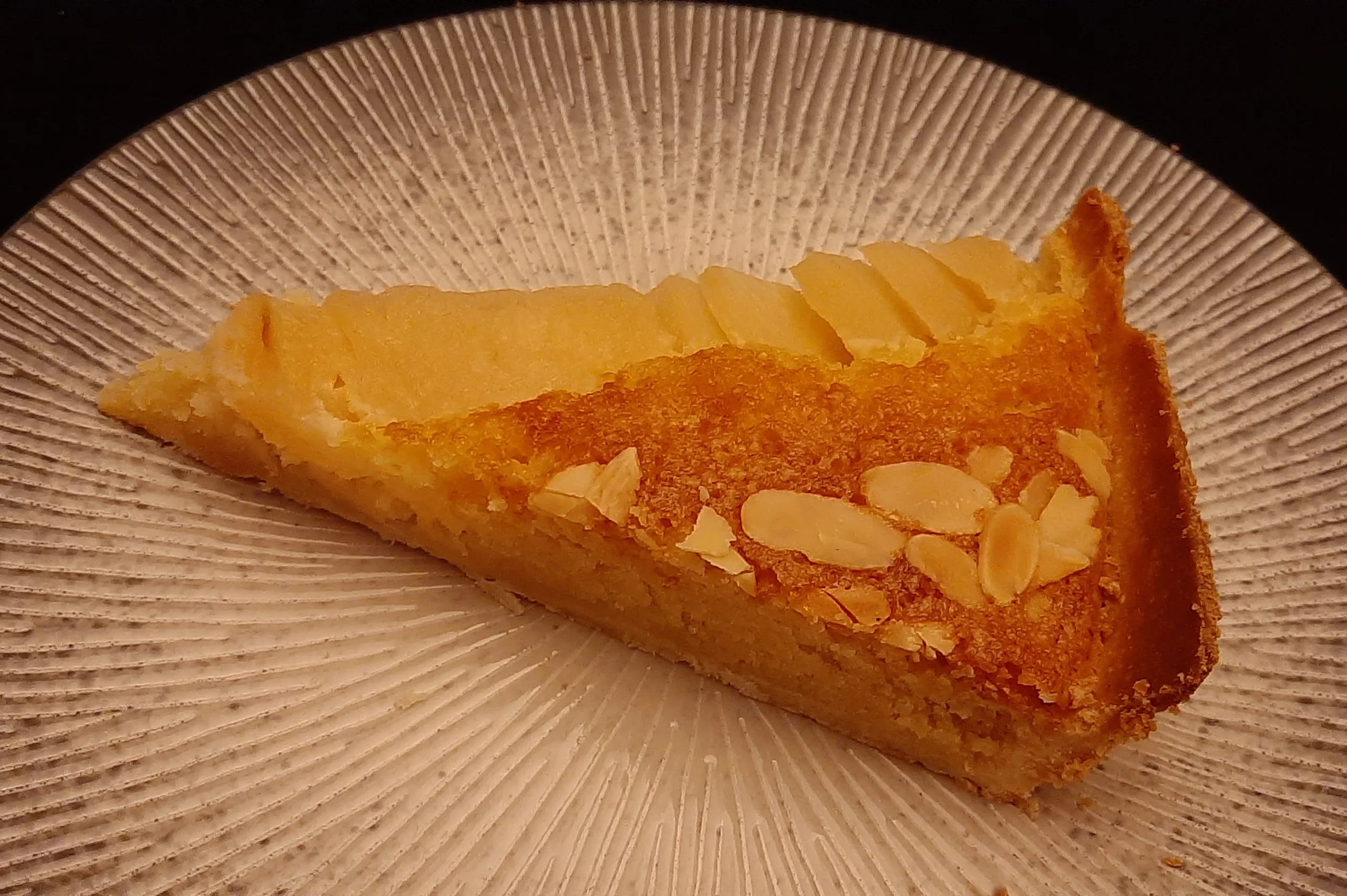 Bourdaloue. Une recette de tarte amandine aux poires gourmande.