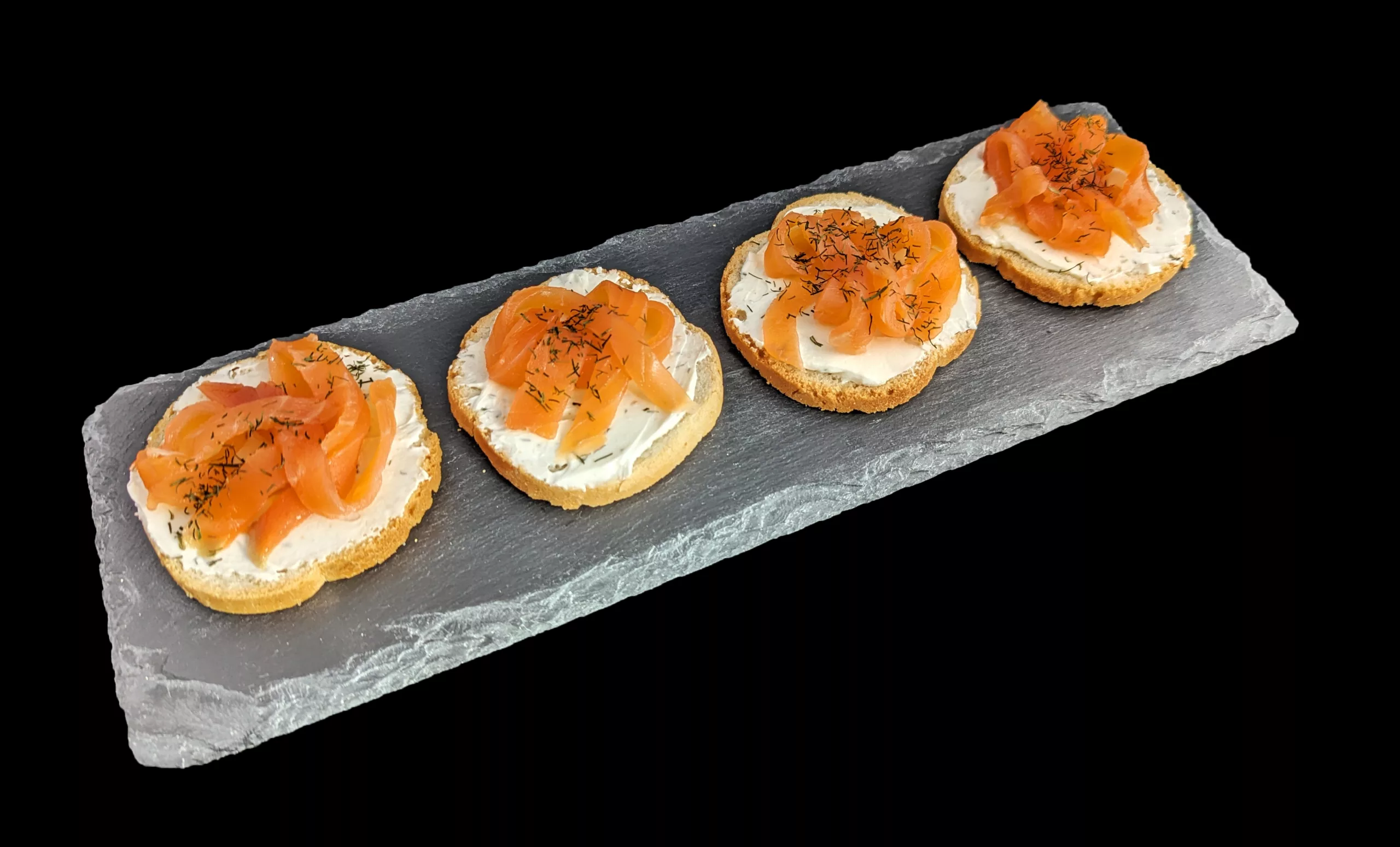 Recette Facile : Toast Truite Fumée et Fromage Philadelphia